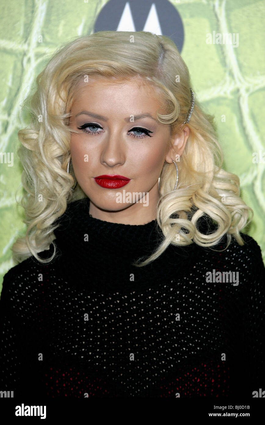 CHRISTINA AGUILERA SINGER HOLLYWOOD LOS ANGELES CALIFORNIA USA 02/11 ...