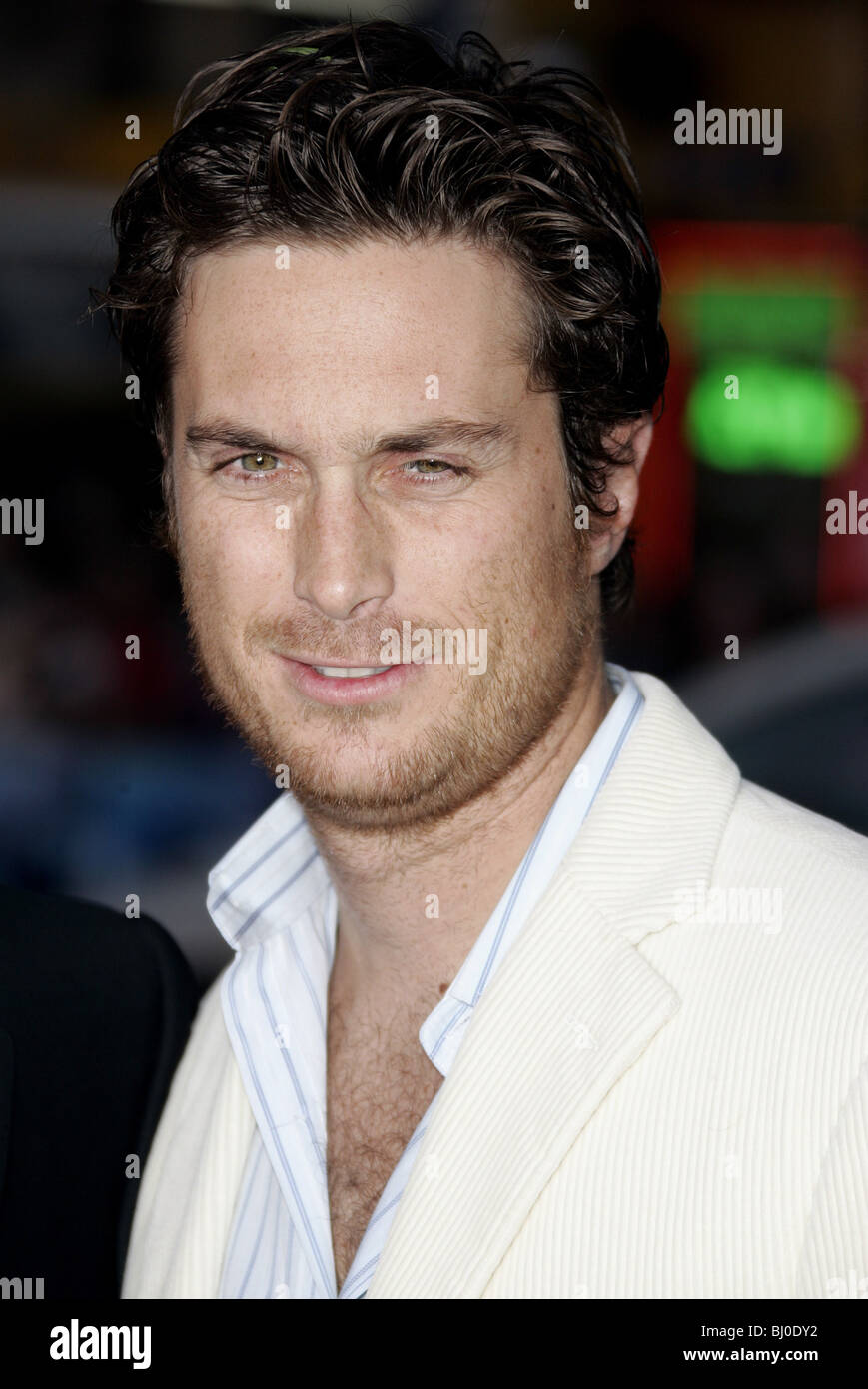 OLIVER HUDSON ACTOR CHINESE THEATRE HOLLYWOOD LOS ANGELES USA 10/05 ...