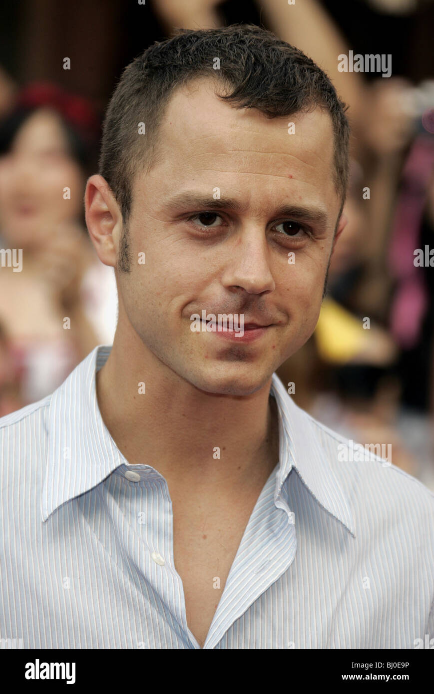 GIOVANNI RIBISI ACTOR DISNEYLAND LOS ANGELES USA 24/06/2006 Stock Photo ...