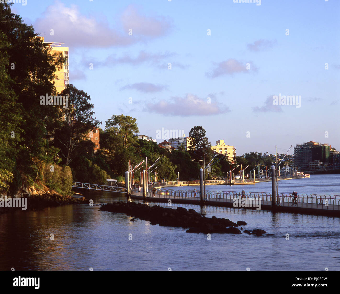 River walkway on Brisbane River, Brisbane, Queensland, Australia Stock ...