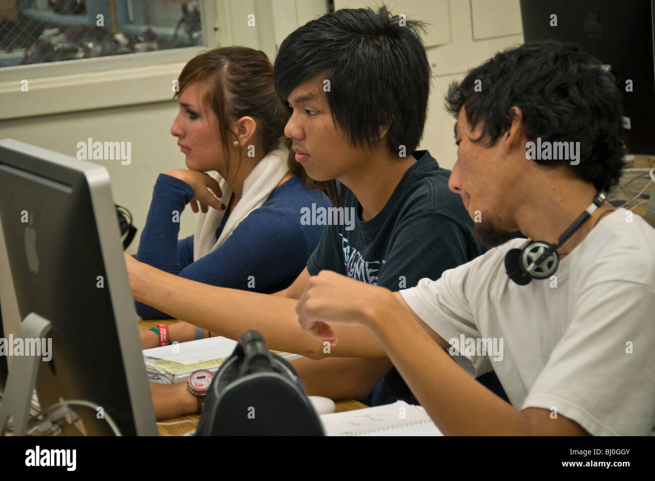 Filipino school hi-res stock photography and images - Alamy