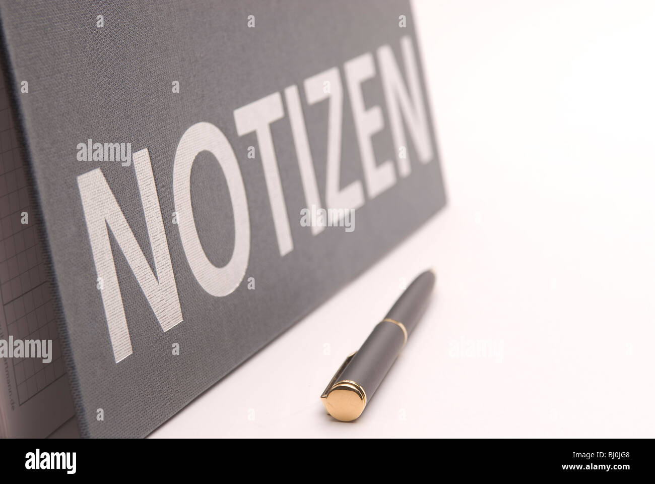 Note slip paper pen hi-res stock photography and images - Alamy