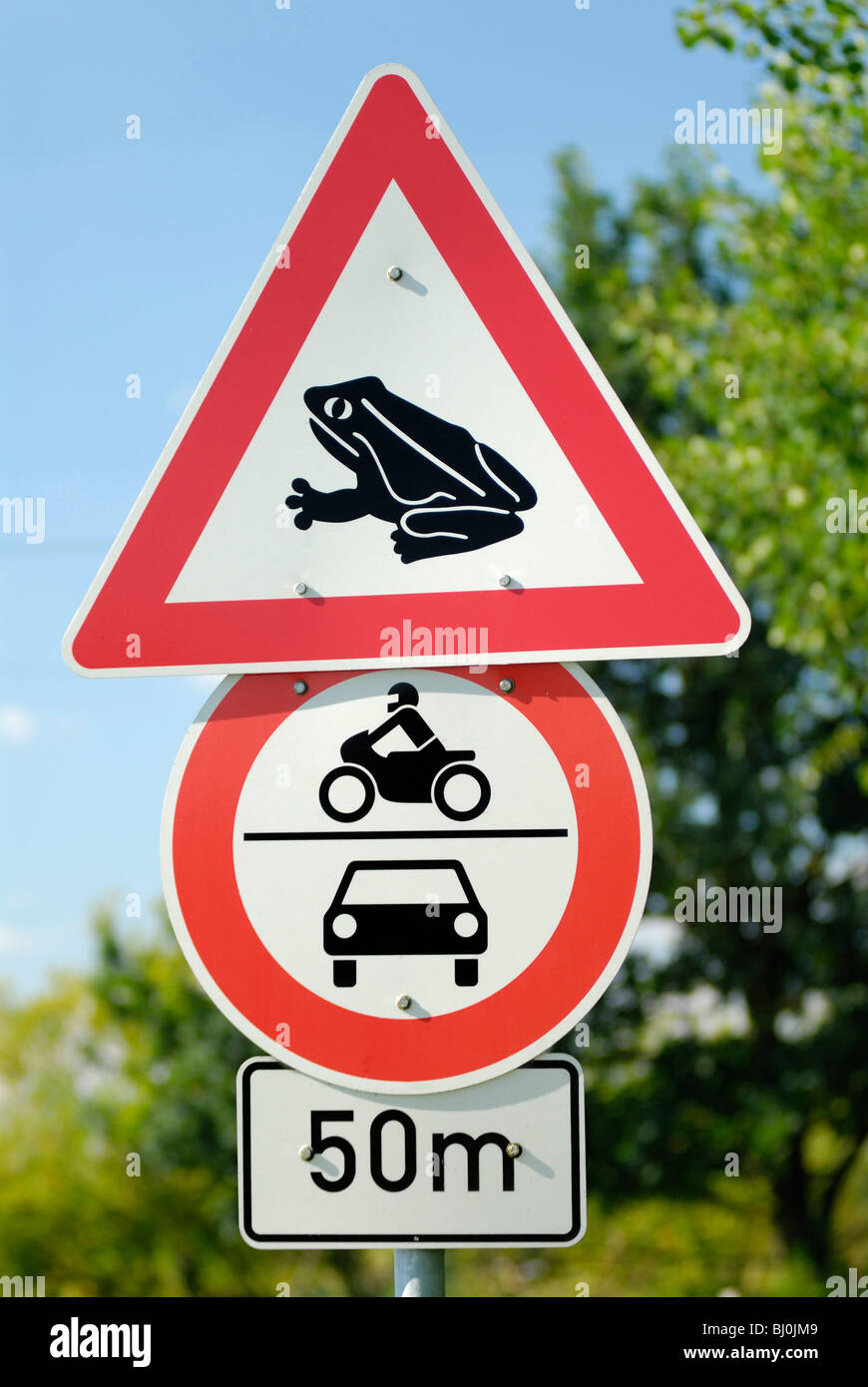 Toad migration, traffic sign Stock Photo - Alamy