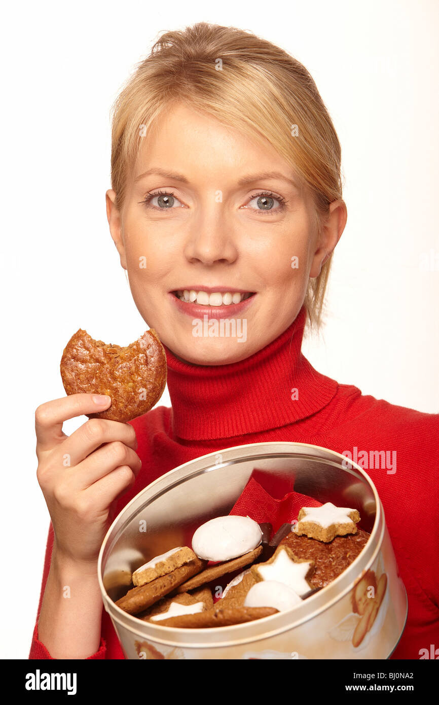 Tin biscuits christmas hi-res stock photography and images - Alamy