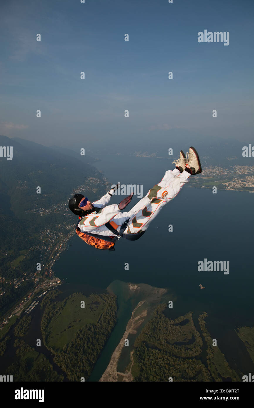 Skydiver flying head down position hi-res stock photography and images ...