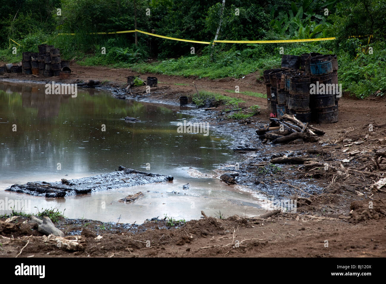 Oil waste pits and pipes in the Ecuadorian Amazon created by Texaco Oil ...
