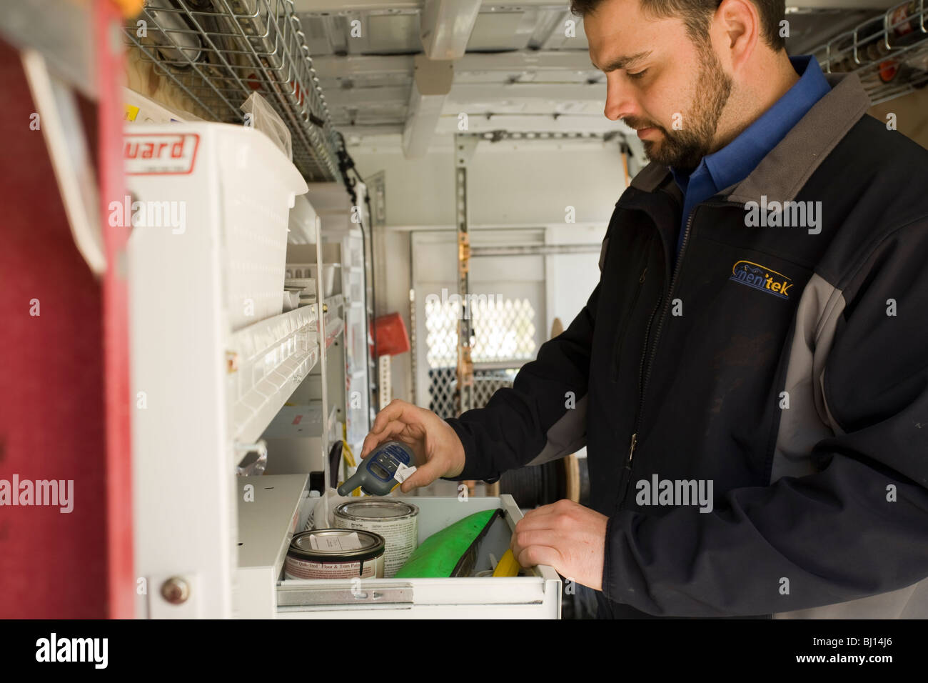 Van with ladder hi-res stock photography and images - Alamy