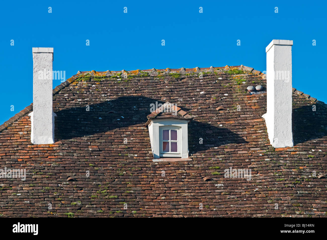 Mansard roof hi-res stock photography and images - Alamy