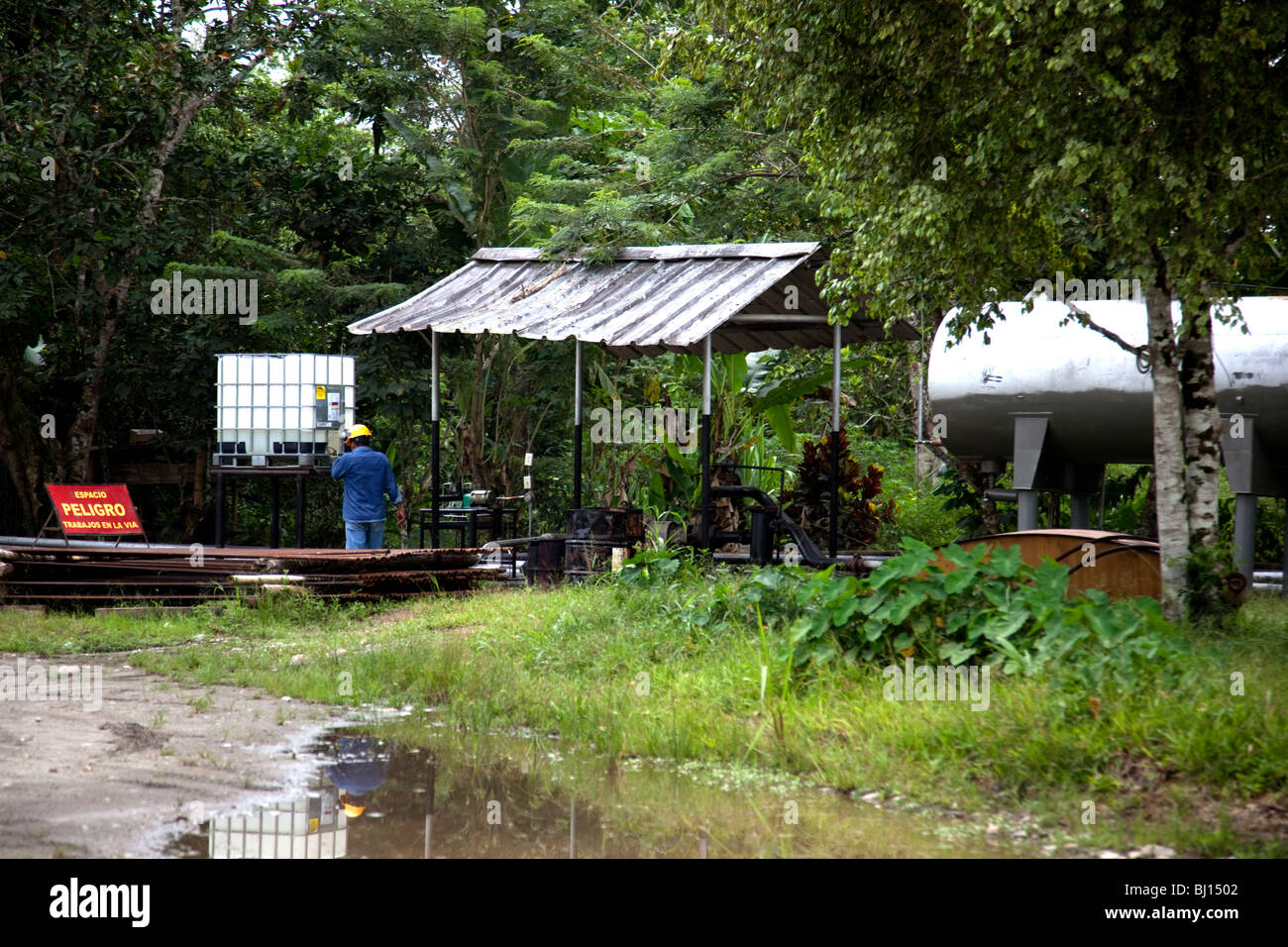 Cofan indians hi-res stock photography and images - Alamy