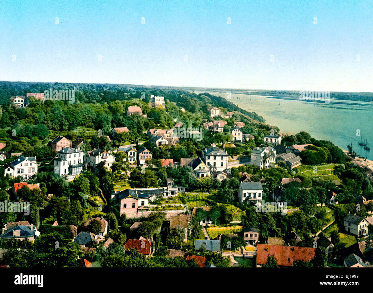 Hamburg blankenese hi-res stock photography and images - Alamy