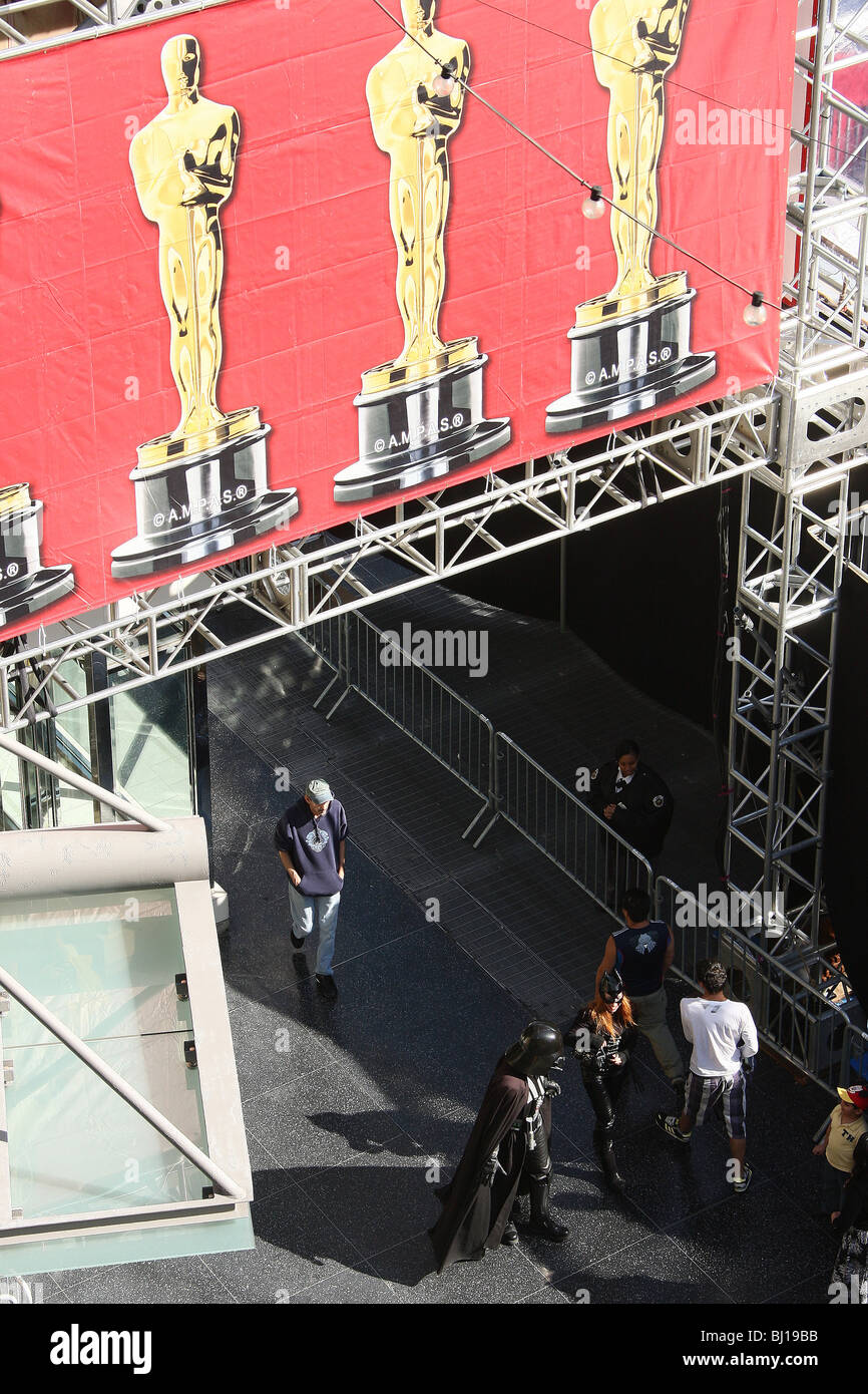 OSCAR SIGNAGE DARTH VADER CATWOMAN 82ND ACADEMY AWARDS SET UP LOS ...