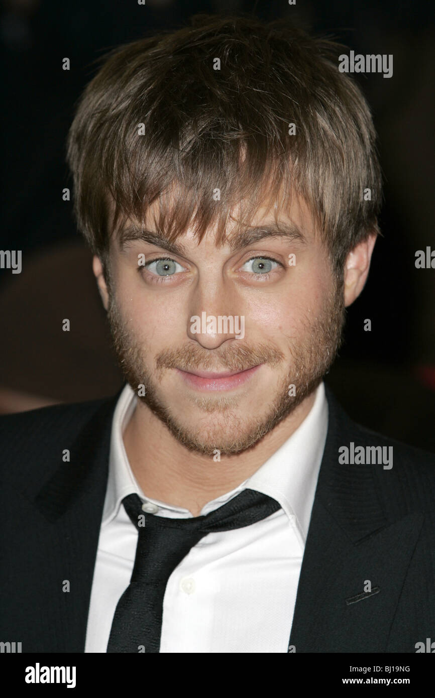 British actor kevin bishop hi-res stock photography and images - Alamy