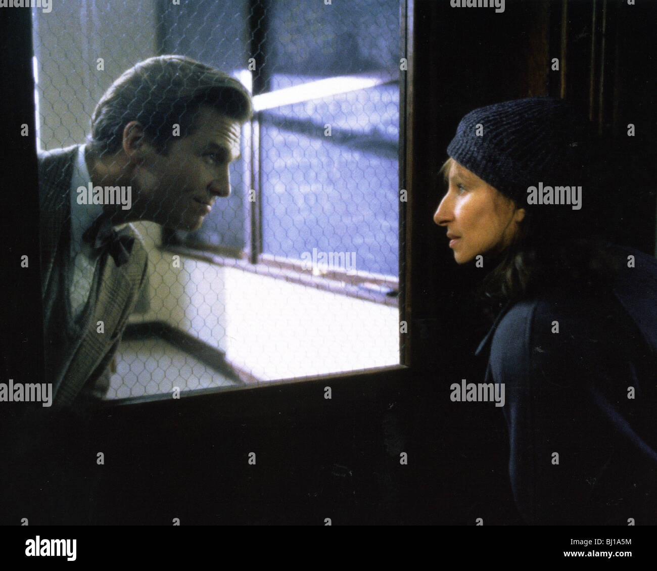 THE MIRROR HAS TWO FACES - 1996 Columbia triStar film with Jeff Bridges ...