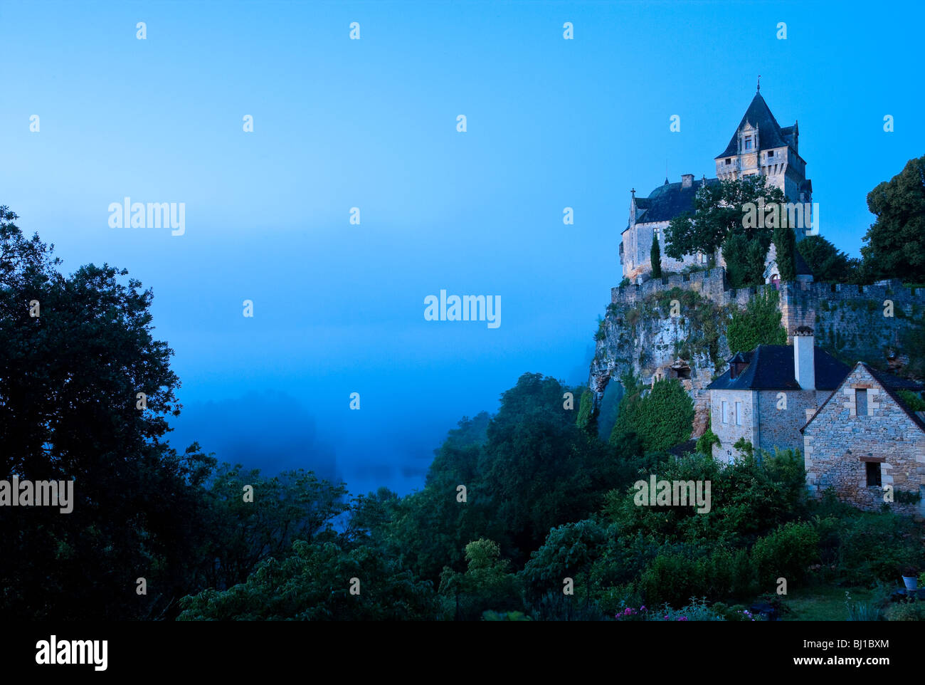Dordogne river sunrise hi-res stock photography and images - Alamy
