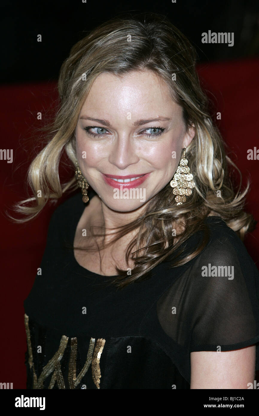 Sarah Alexander Actress 60 Photos - Moonagedaydream.film
