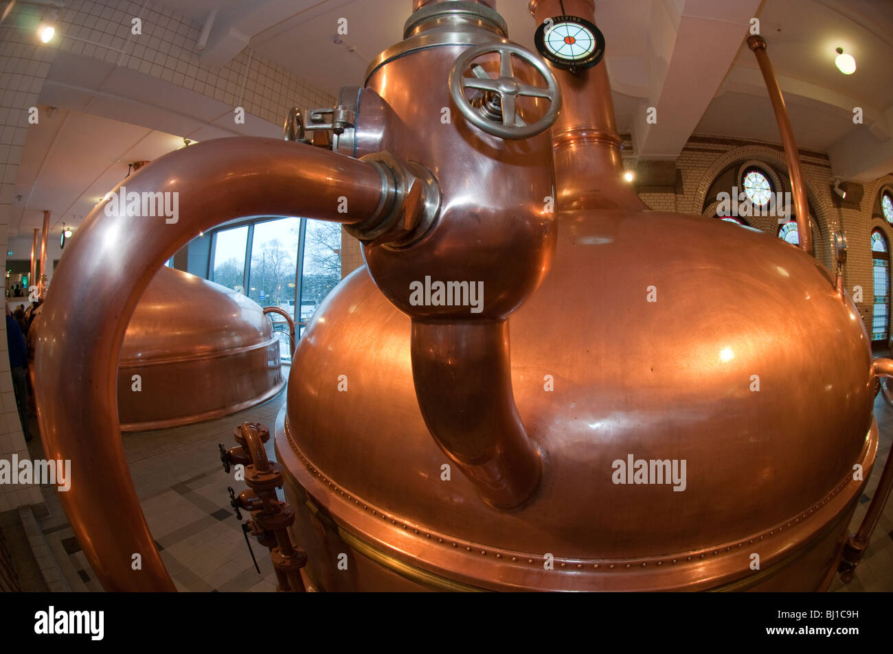 Copper traditional tanks brewing heineken hi-res stock photography and ...