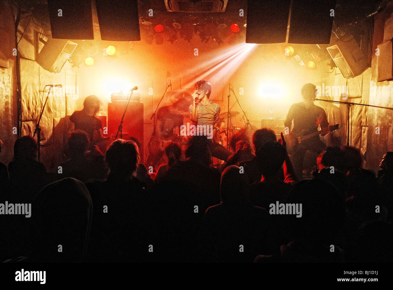 Japan live house hi-res stock photography and images - Alamy