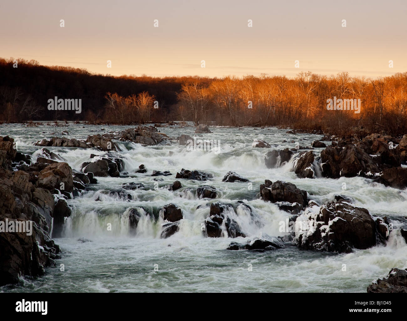 Sunset at Great Falls near Washington DC on a snowy day Stock Photo - Alamy