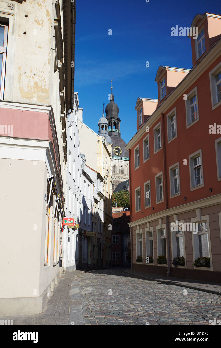 Town dome hi-res stock photography and images - Alamy