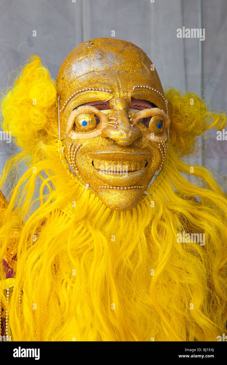 Bolivian carnival mask hi-res stock photography and images - Alamy