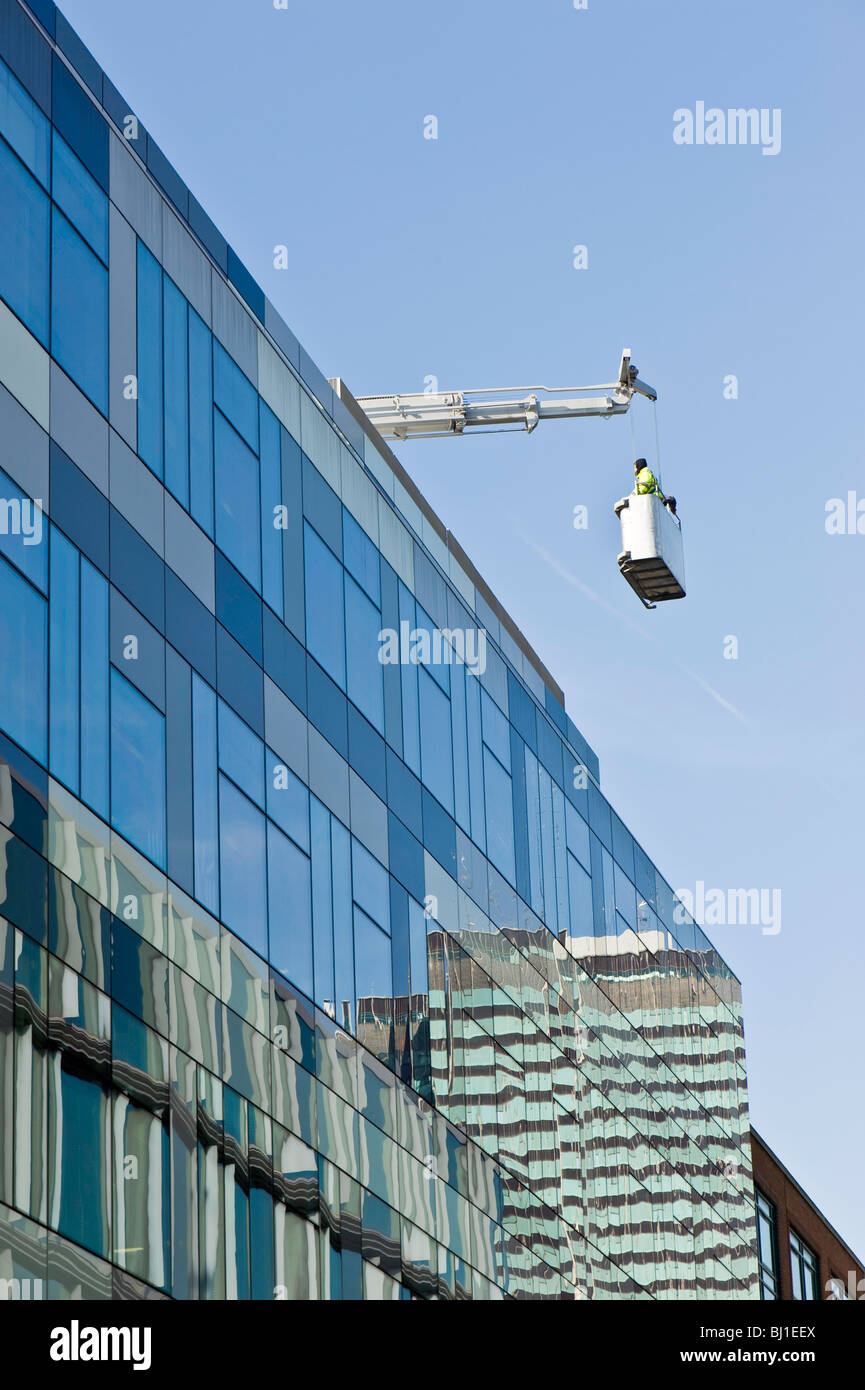Fitzrovia buildings hi-res stock photography and images - Alamy
