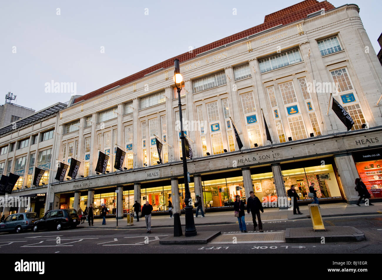 Store tottenham court road london hi-res stock photography and images ...