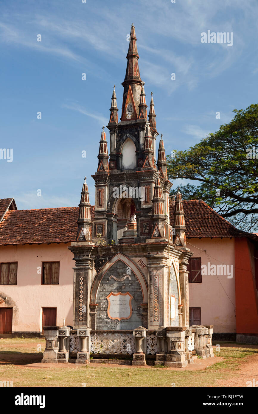 India, Kerala, Kochi, Fort Cochin, Colonial Era memorial in grounds of ...