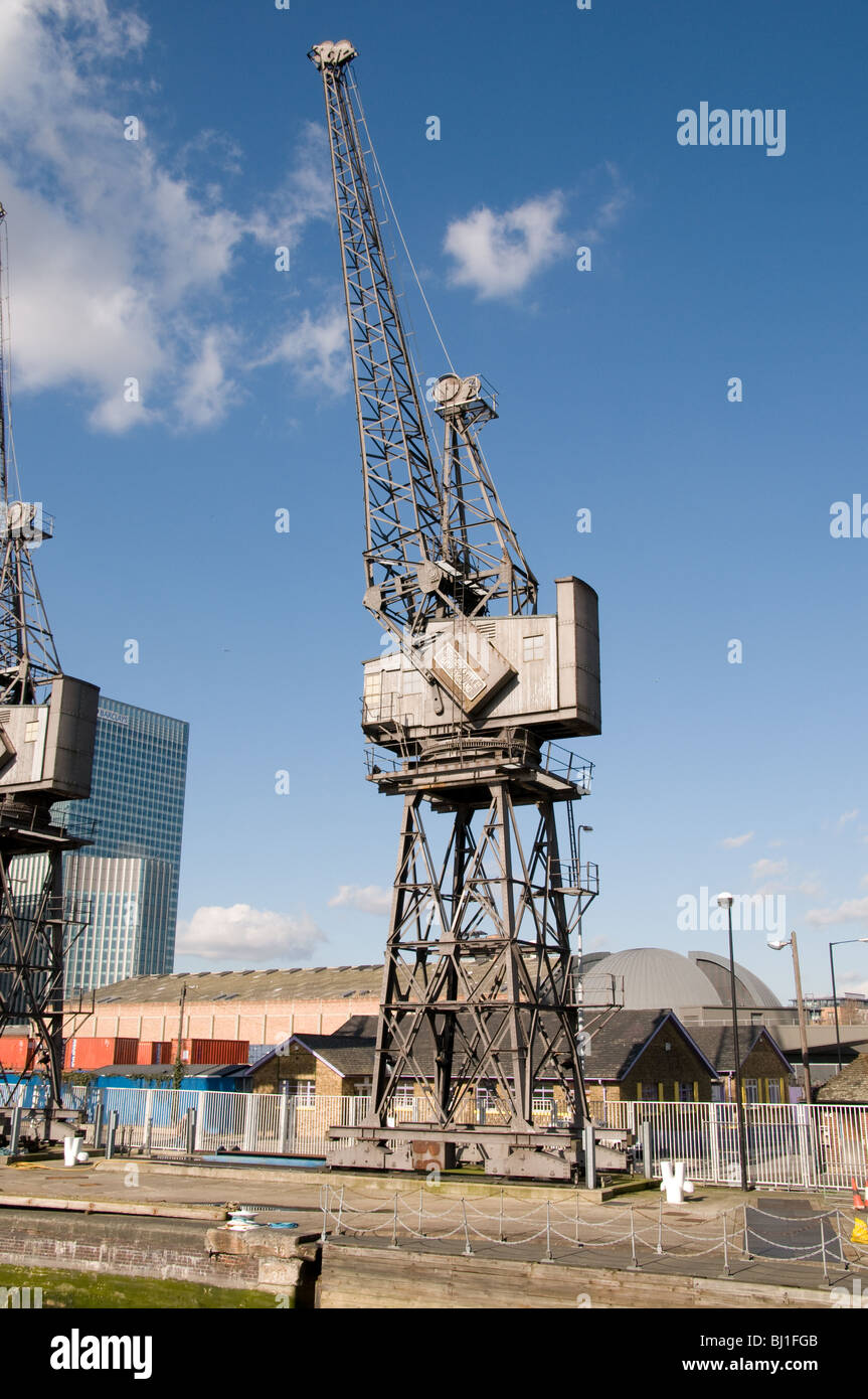 Old dockside crane hi-res stock photography and images - Alamy