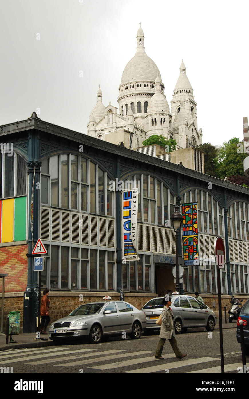 Musee de St Pierre with Sacre Coeur Montmartre Paris Stock Photo - Alamy