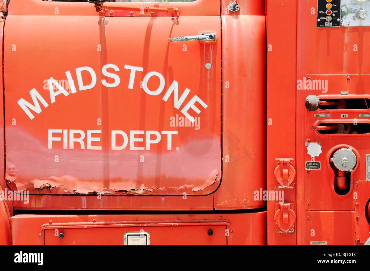 Mack fire truck hi-res stock photography and images - Alamy