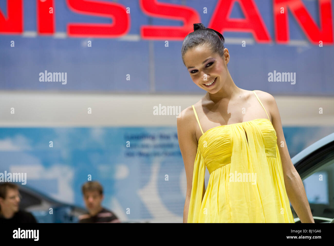 Car show girl hi-res stock photography and images - Alamy