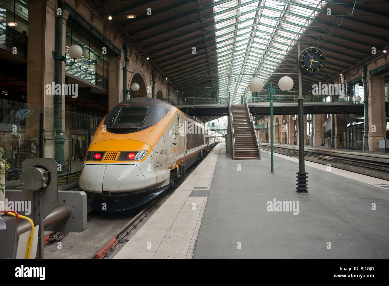 Railway tgv bullet trains hi-res stock photography and images - Alamy