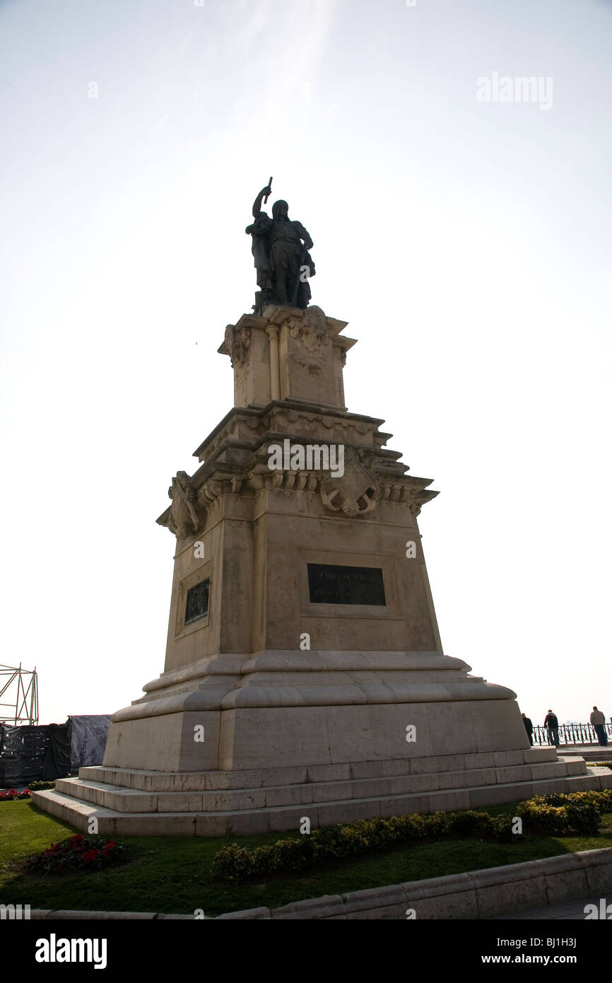 Tarragona A Roger De Lauria - Statue - Tarragona Spain Stock Photo - Alamy