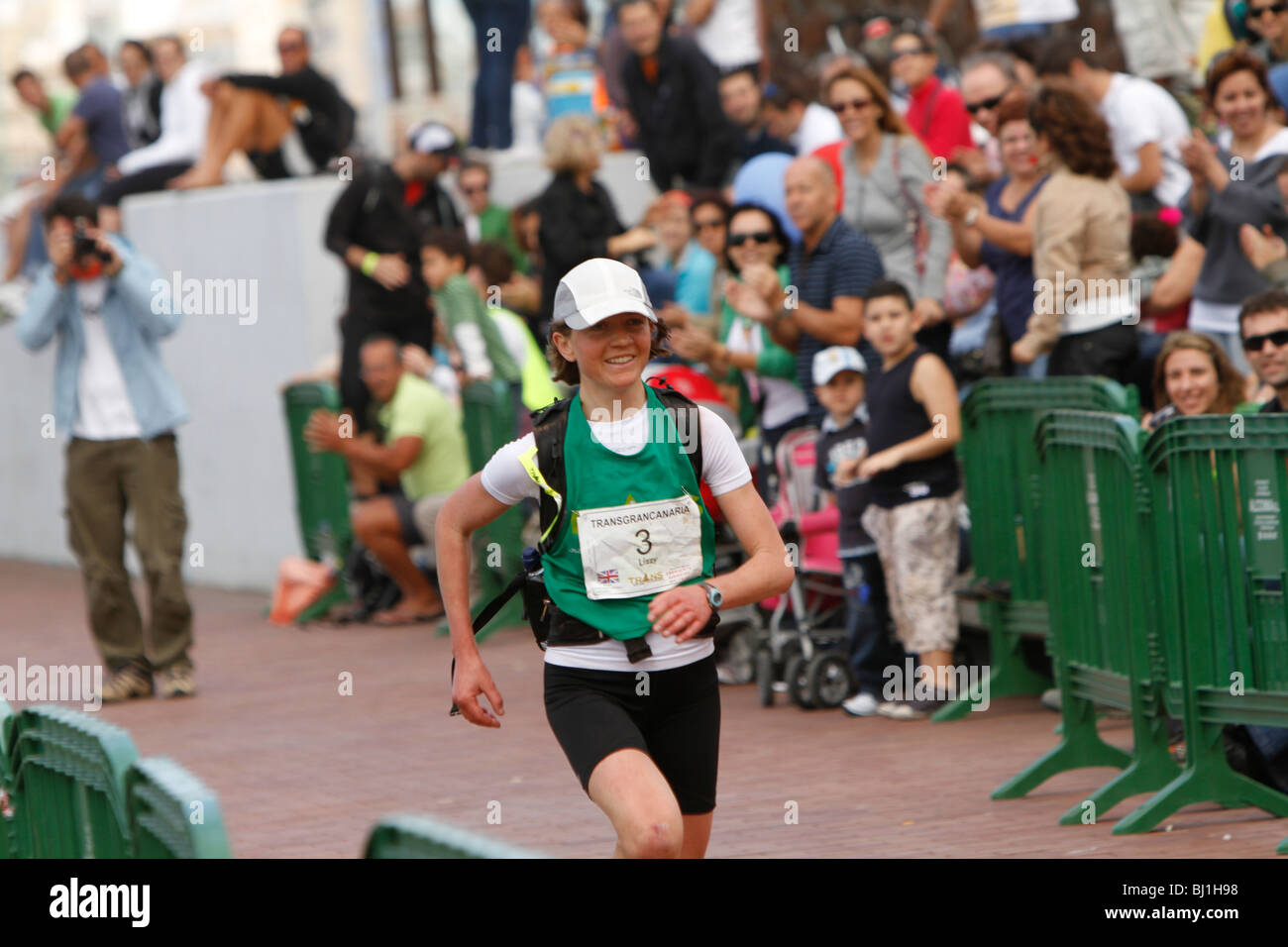 Elisabeth Lizzy Hawker running the 123km Trans Gran Canaria cross ...