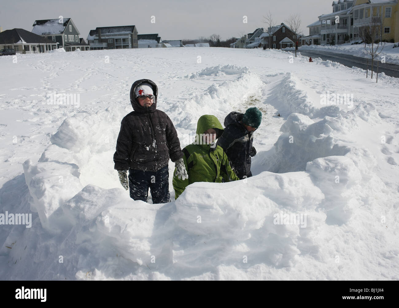 Children playing in a snow fort in Crozet, Virginia Stock Photo - Alamy
