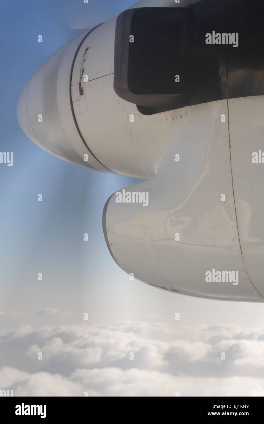 Aircraft above clouds hi-res stock photography and images - Alamy