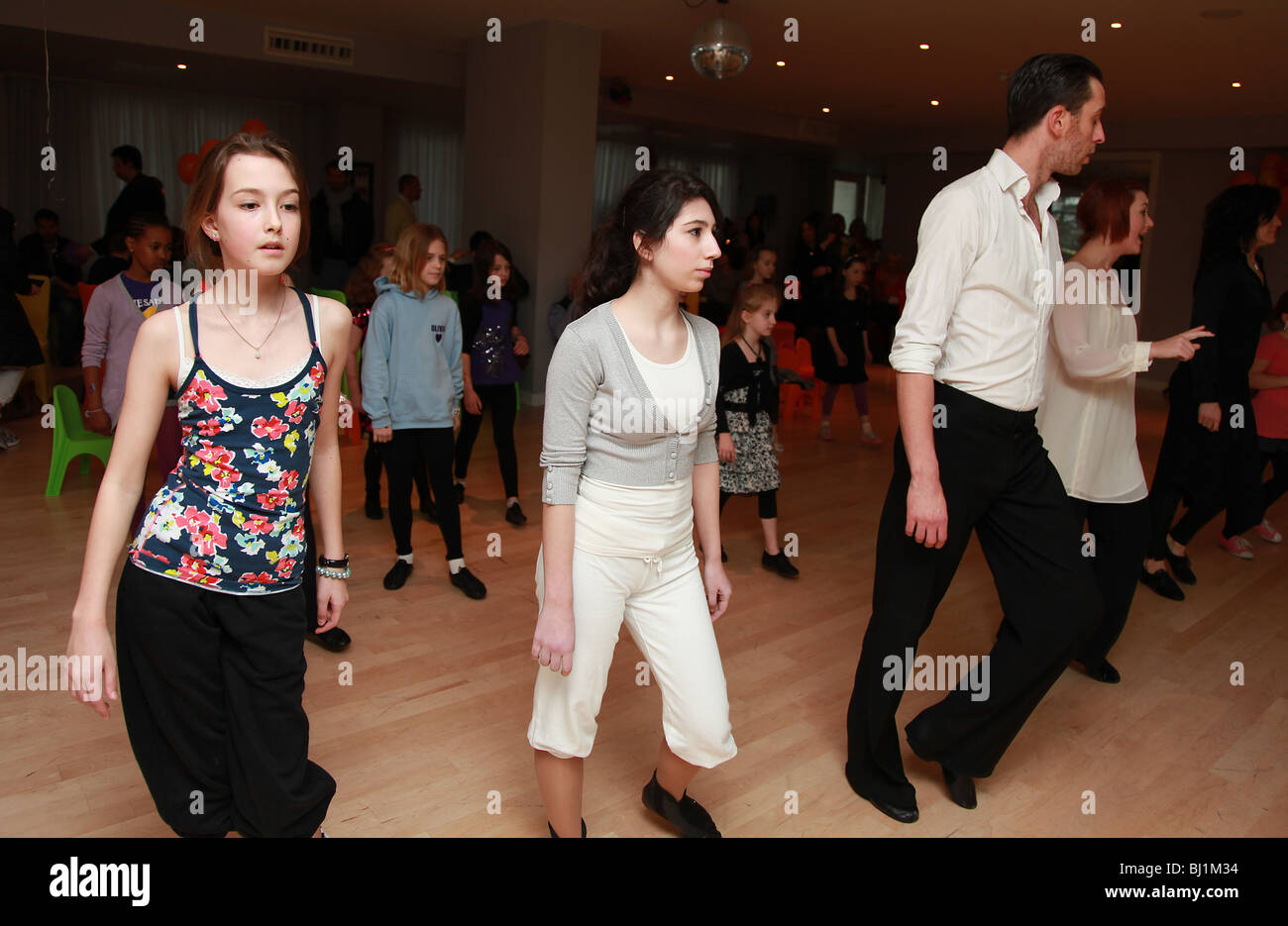 Children having dance lessons Stock Photo - Alamy
