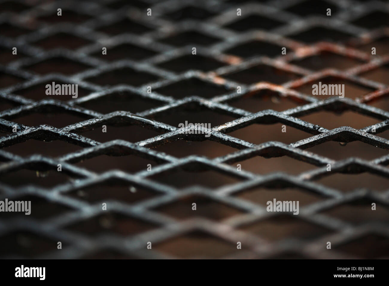 Grid grill hi-res stock photography and images - Alamy