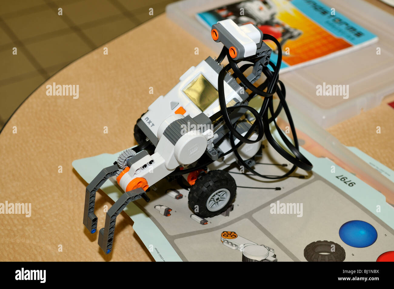 A lego robot Stock Photo - Alamy