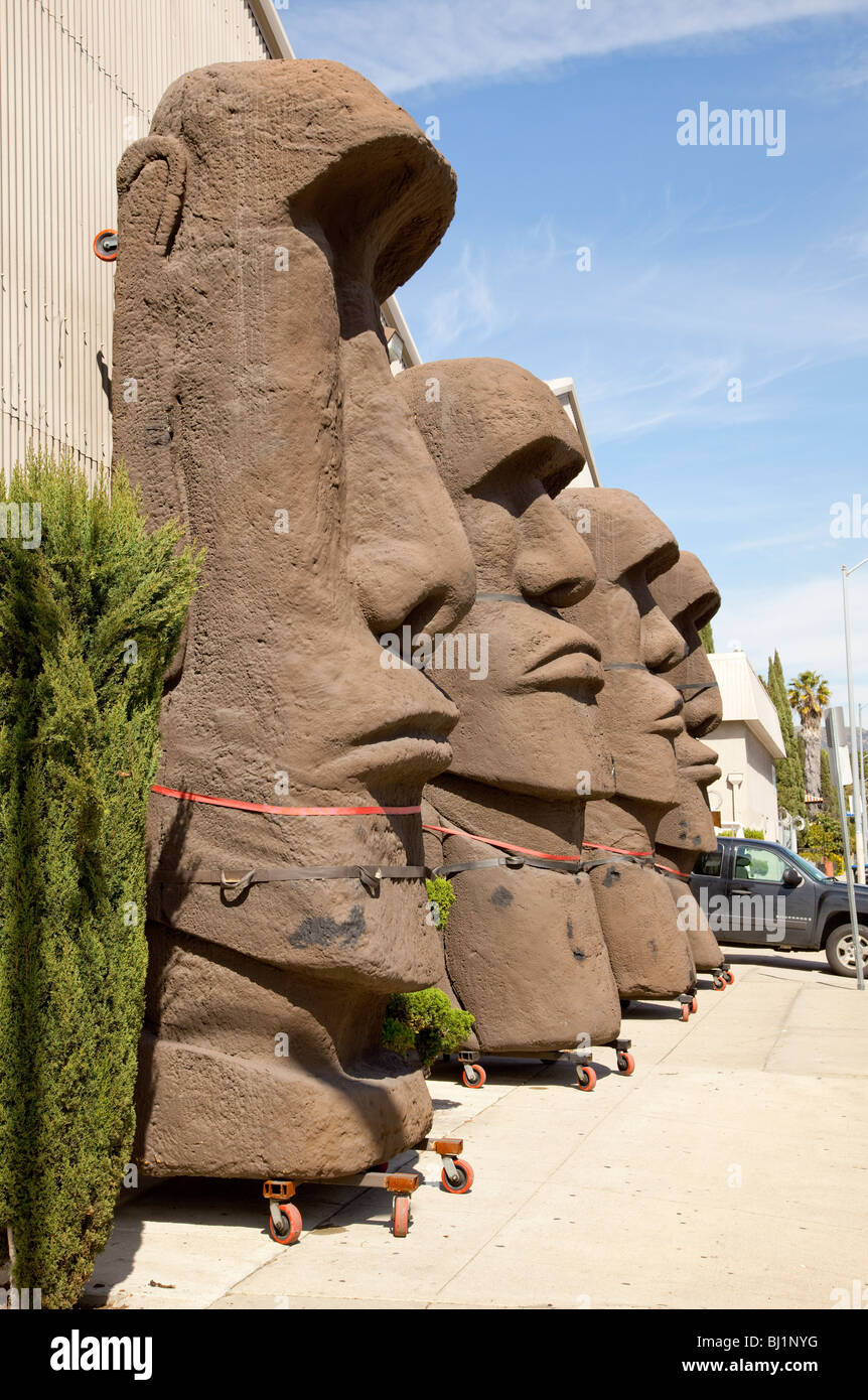 Tiki gods hi-res stock photography and images - Alamy