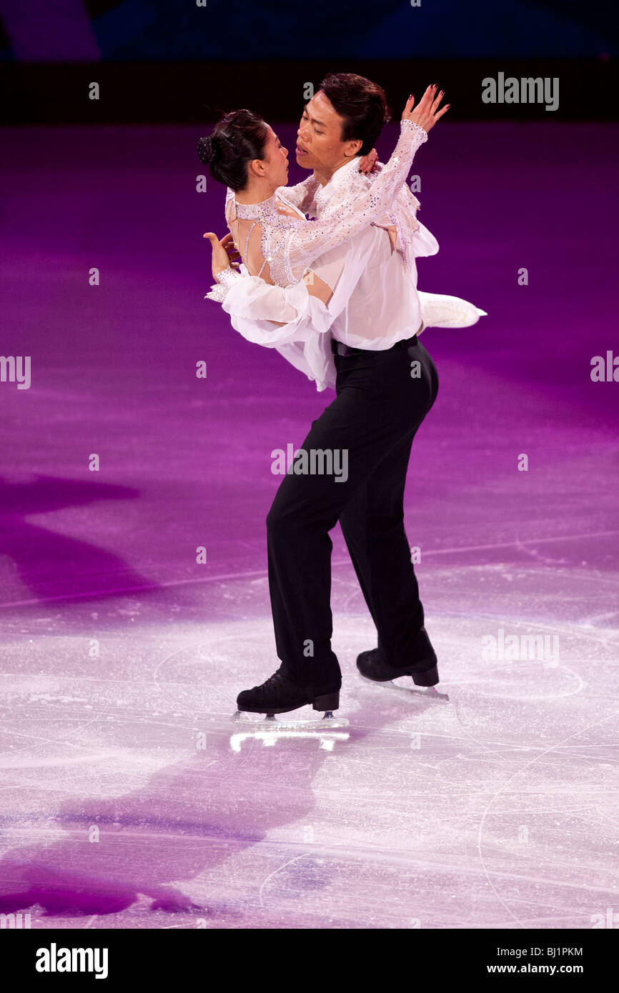 Shen Xue and Zhao Hongbo (CHN) Pairs gold medalist during the Figure ...