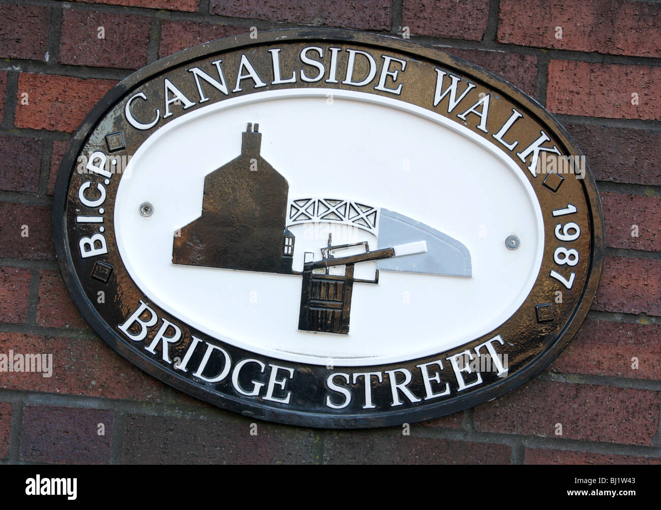 1987 sign hi-res stock photography and images - Alamy