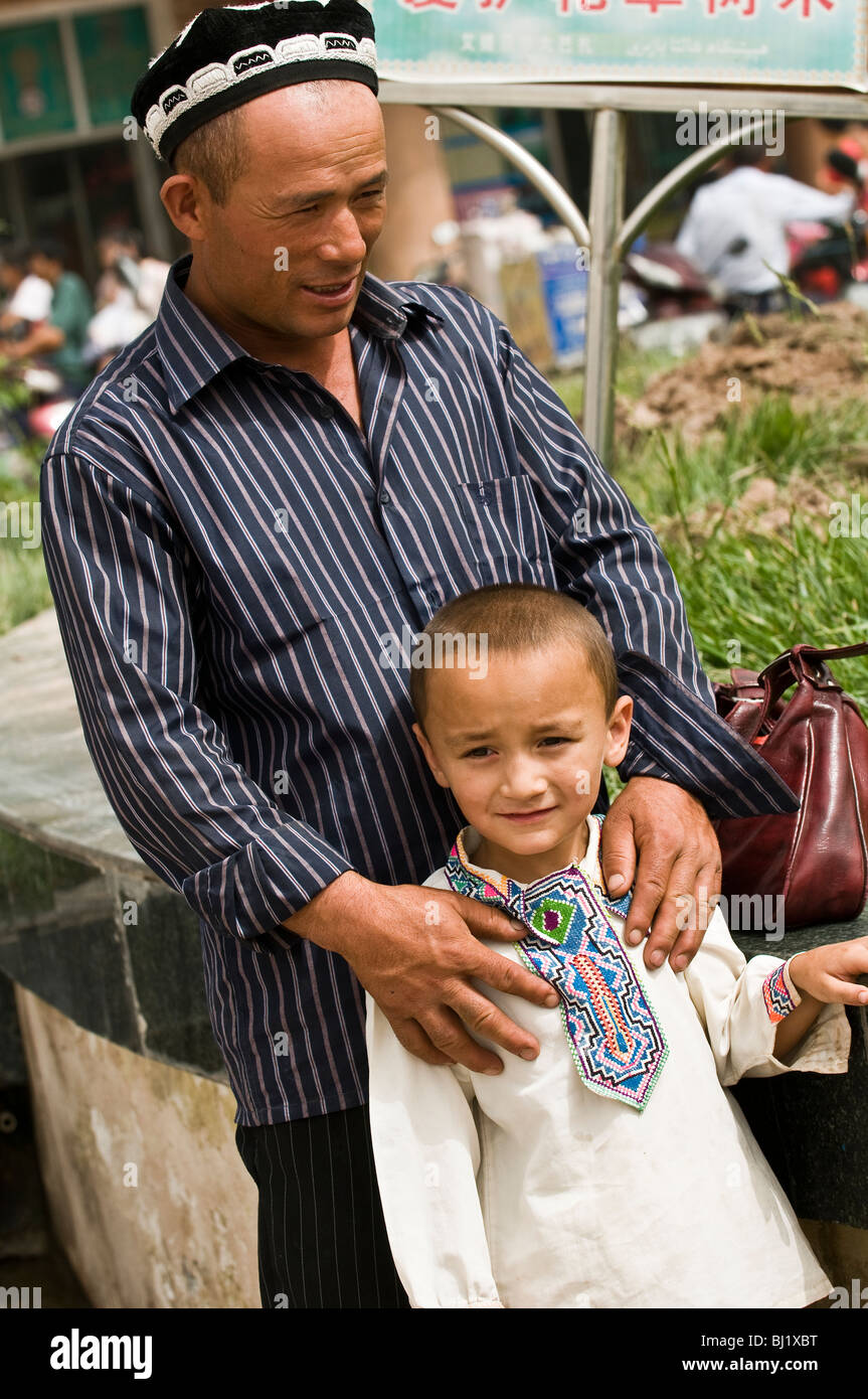 Muslim boy dress hi-res stock photography and images - Alamy