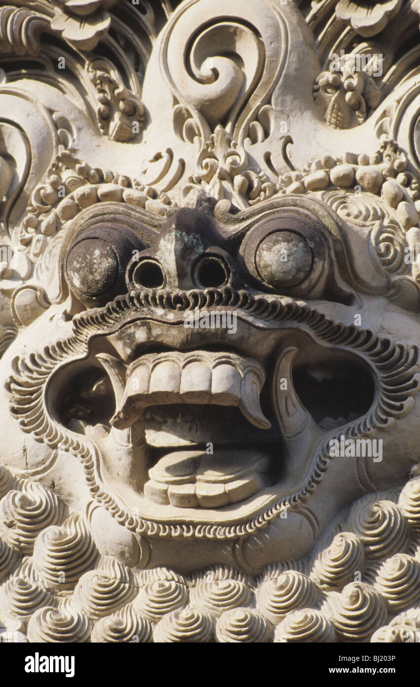 Demon carving hi-res stock photography and images - Alamy