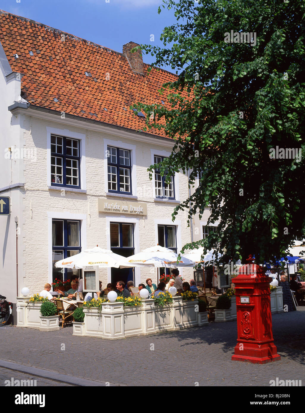 Outdoor Restaurant, Mariastraat, Bruges, West Flanders, Kingdom of ...