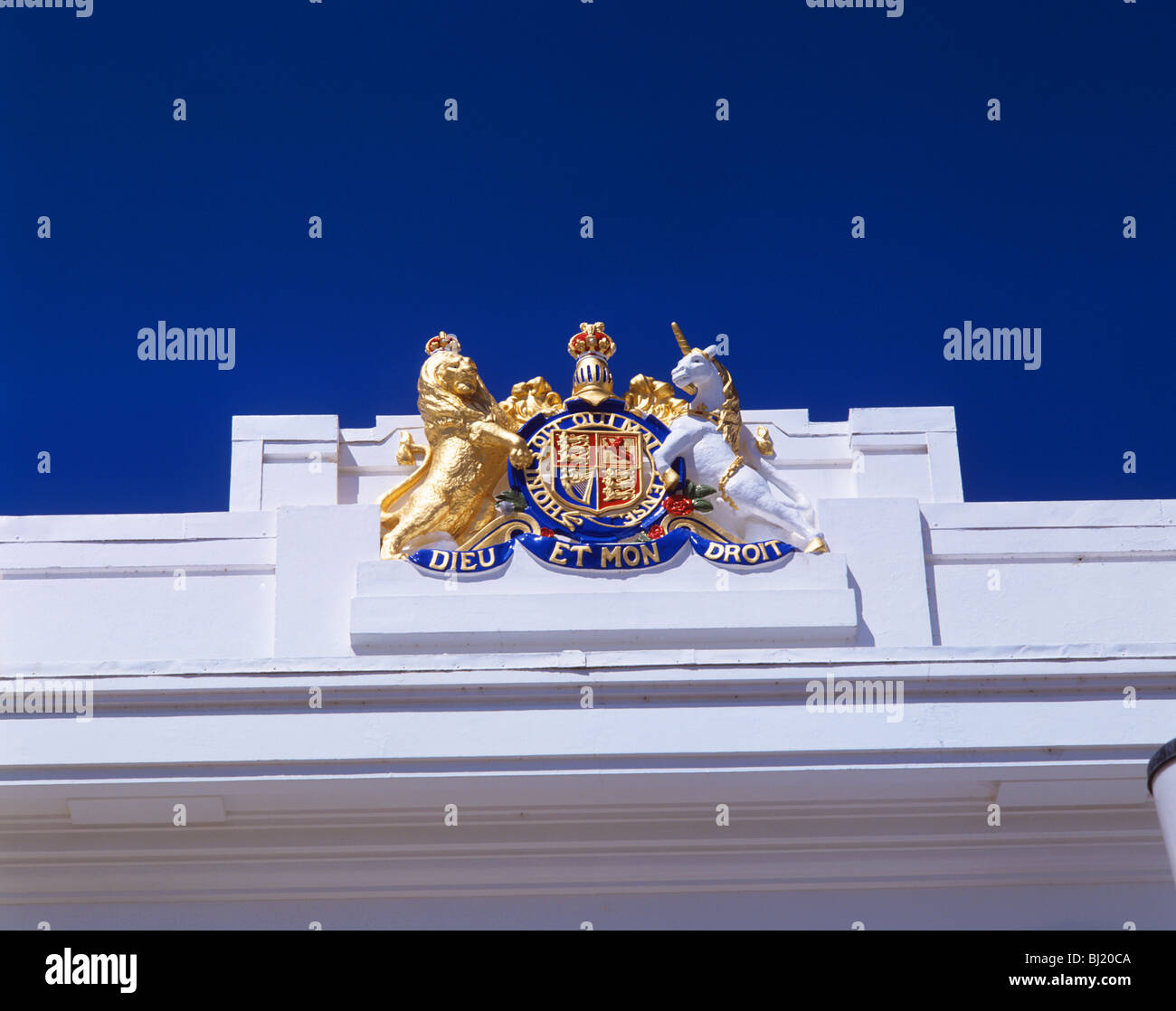 Crest above the entrance o the Old Government House in Canberra ...