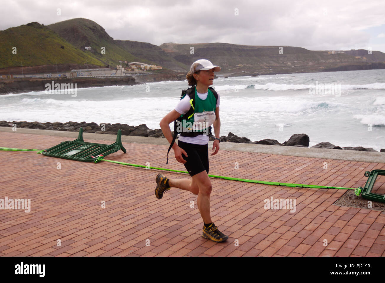 Elisabeth Lizzy Hawker running the 123km Trans Gran Canaria cross ...