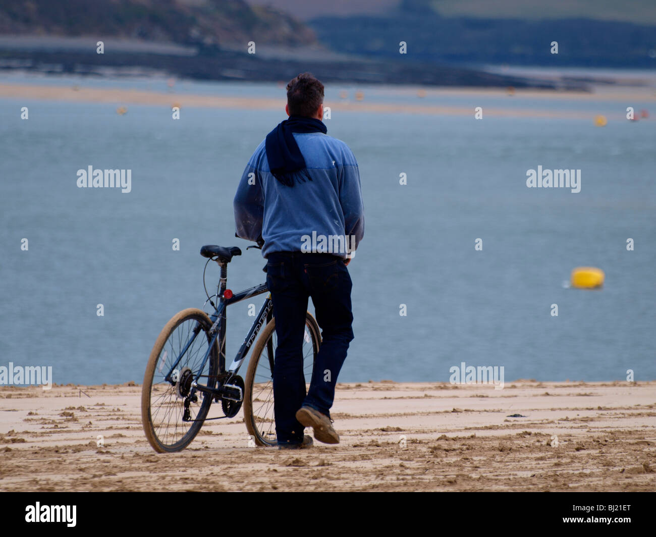 Push bicycle hi-res stock photography and images - Alamy