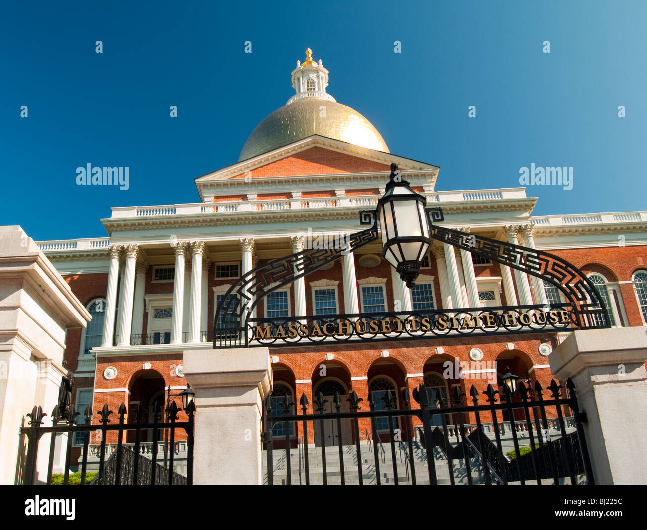The impressive 'New' State House next to Boston Common, part of the ...