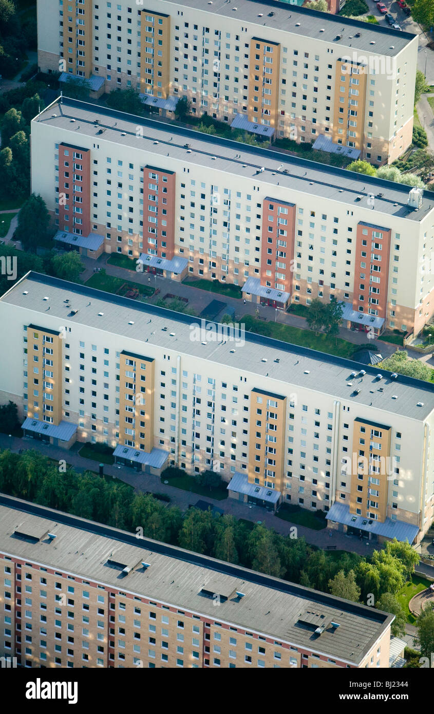 Houses on a block hi-res stock photography and images - Alamy